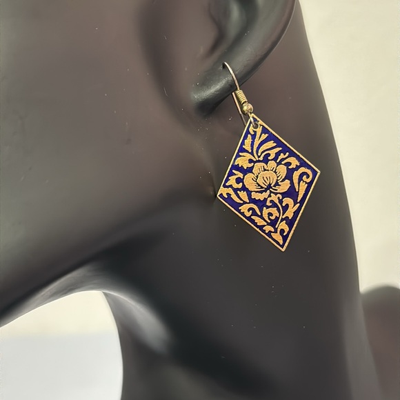 Vintage | Jewelry | Vintage Blue And Gold Floral Diamond Shaped Tile ...